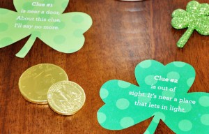 St Patrick's Day Scavenger Hunt (Printable Shamrocks) | Leprechaun ...
